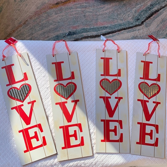 Holiday | Wooden Love Signs Set | Poshmark